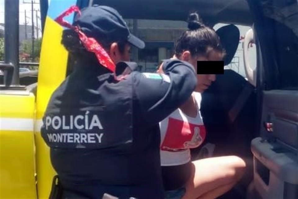 Capturan Por Robo A 3 Mujeres Tras Persecución