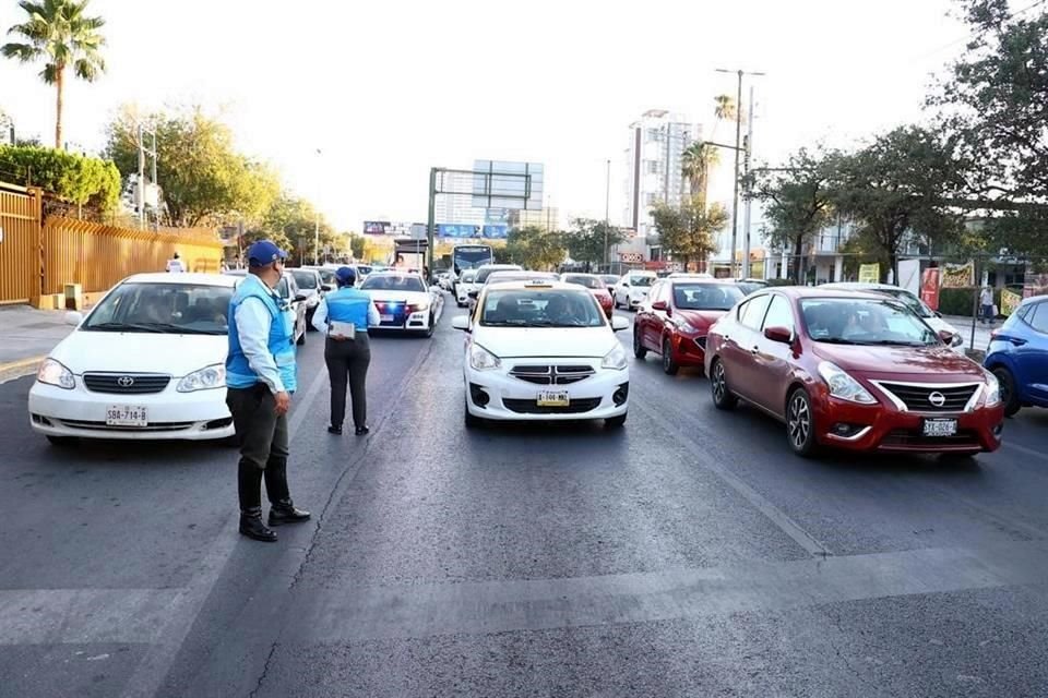 Implementan operativo vial en zonas escolares
