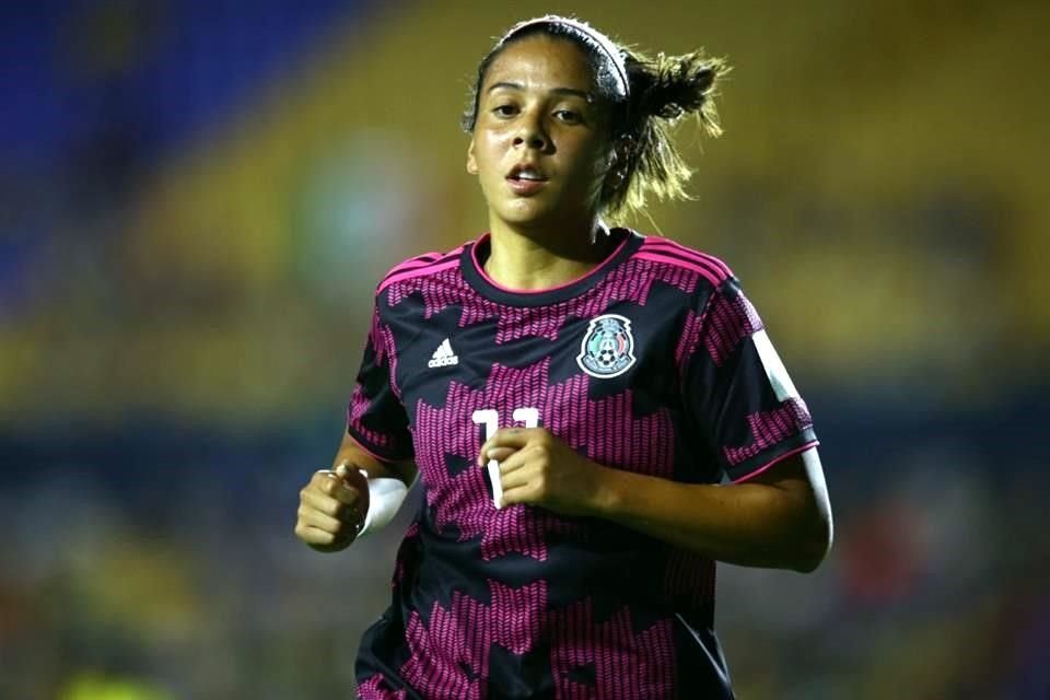 María Sánchez, la mejor pagada en la historia de la NWSL