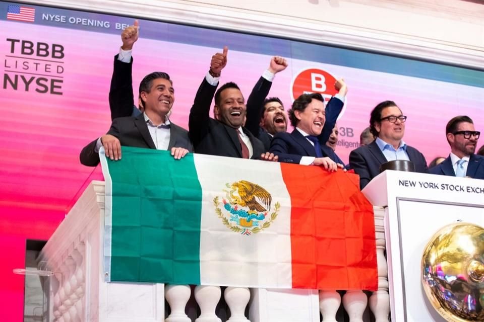 Debuta Tiendas 3B en la Bolsa de NY con alza de más de 9%