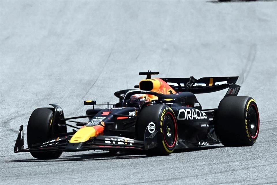 Gana Verstappen la Sprint de Austria; Checo termina octavo
